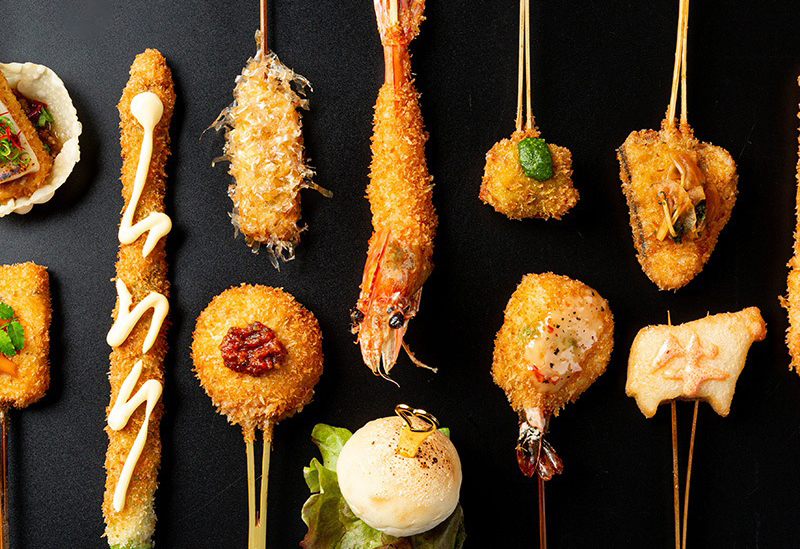 ＜Kushiage Specialty Restaurant Kenkushi Umeda Nakazaki Town＞Unique ...