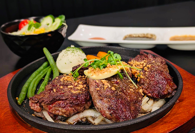 ＜Steak House G-Base＞Enjoy Locally Sourced Gunma Beef Steaks｜Maebashi ...