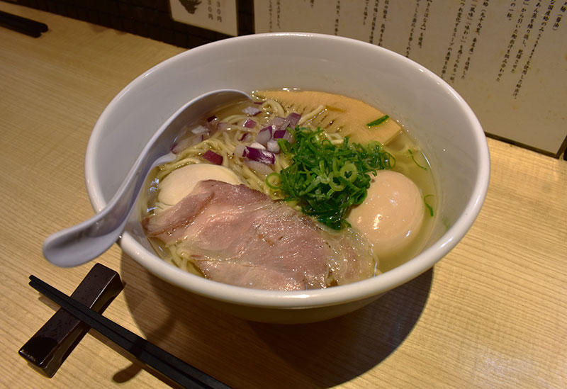 ＜Ramen Hamahiro＞Ramen with a Broth Made from Rare Domestic Clams｜Naka ...