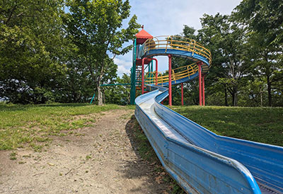 ＜Yamanami no Yu＞A Large Day-Trip Hot Spring With a Park and Pool ...