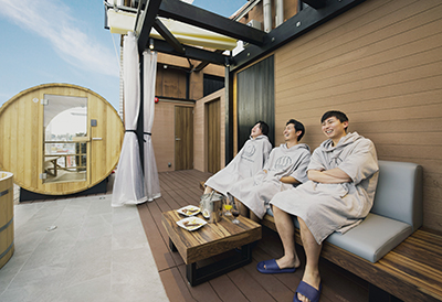 ＜Dotonbori Sauna＞A Facility Where You Can Freely Enjoy a Sauna in the Heart of Osaka｜Osaka City ...